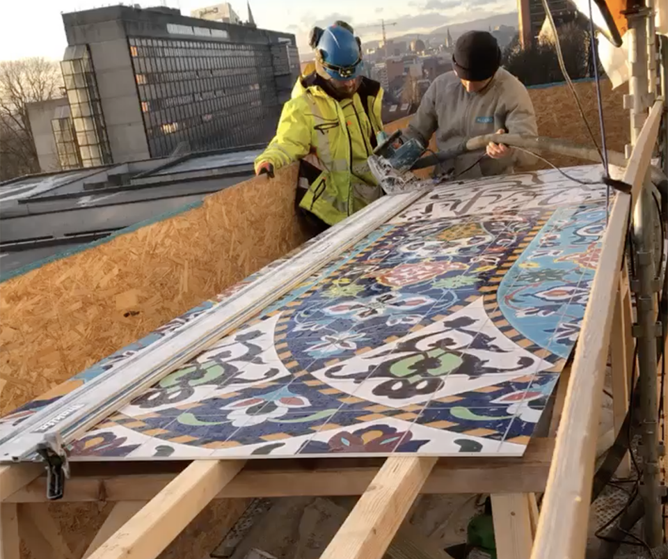 Gevelpanelen ter vervanging van loslatende tegels - M2uur